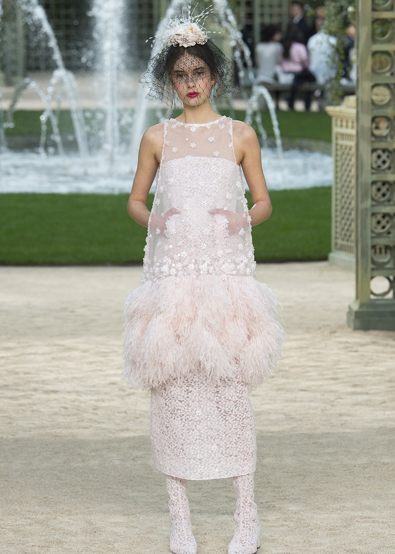 Chanel 2018 春夏高訂系列於巴黎時裝周展出 - POPBEE