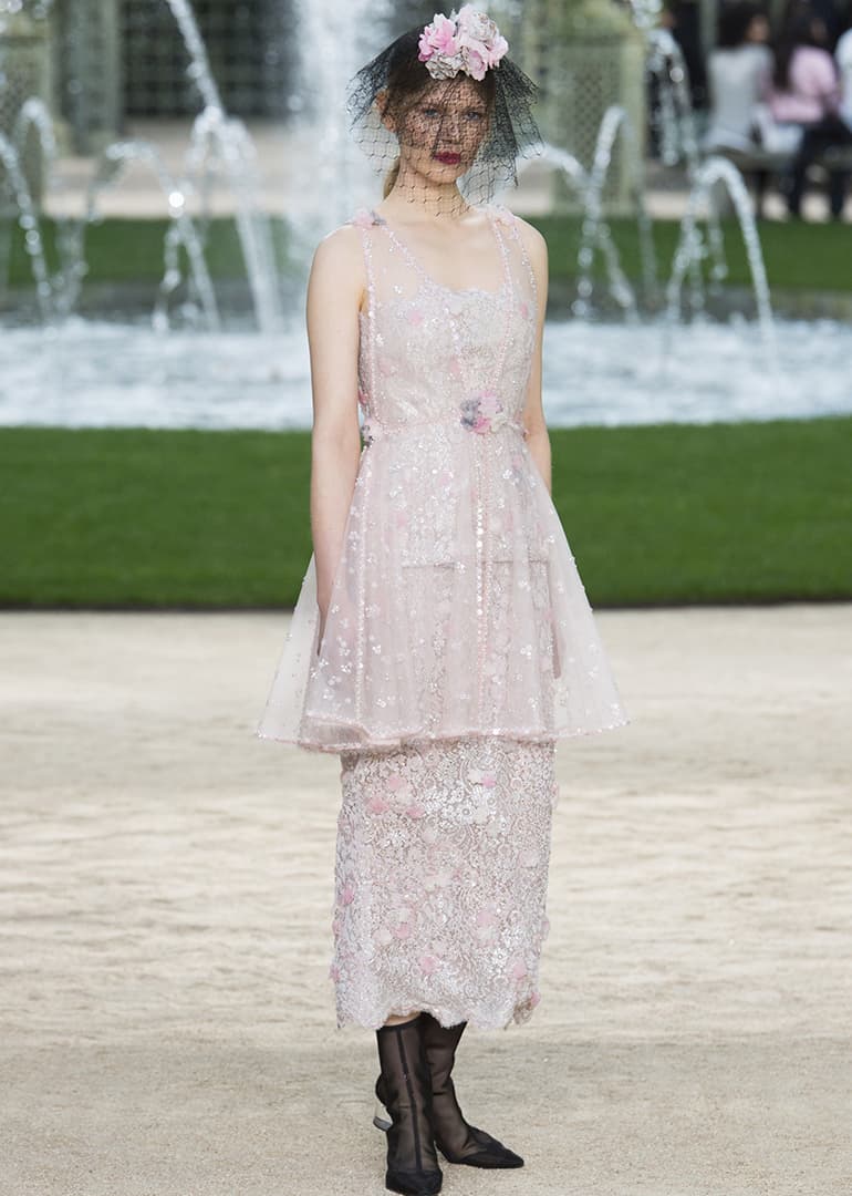 Chanel 2018 春夏高訂系列於巴黎時裝周展出 - POPBEE