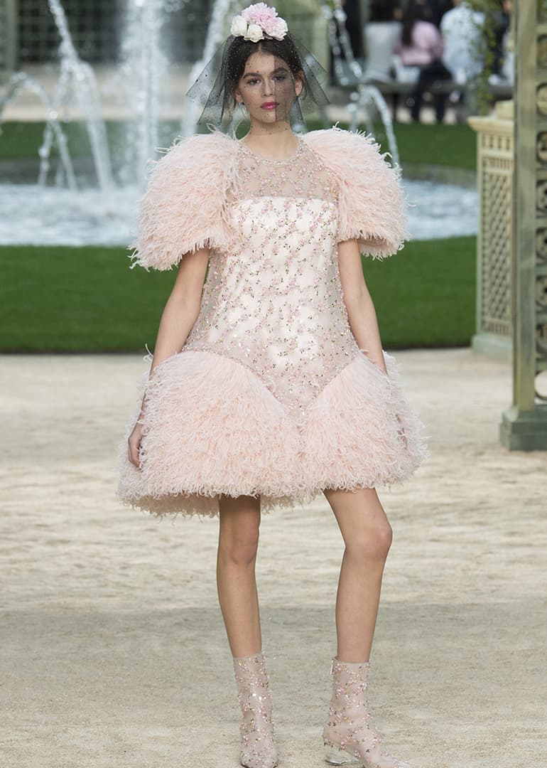 Chanel 2018 春夏高訂系列於巴黎時裝周展出 - POPBEE