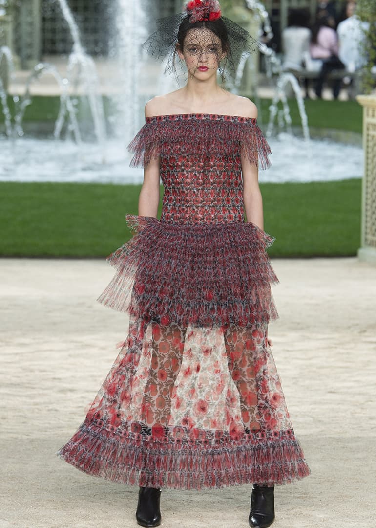 Chanel 2018 春夏高訂系列於巴黎時裝周展出 - POPBEE