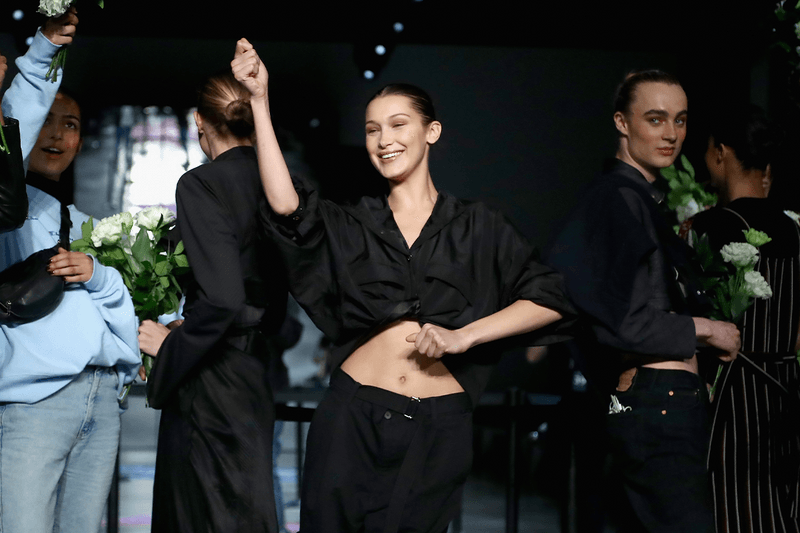 Bella Hadid 走紅地毯焦慮哭泣壓力 - POPBEE