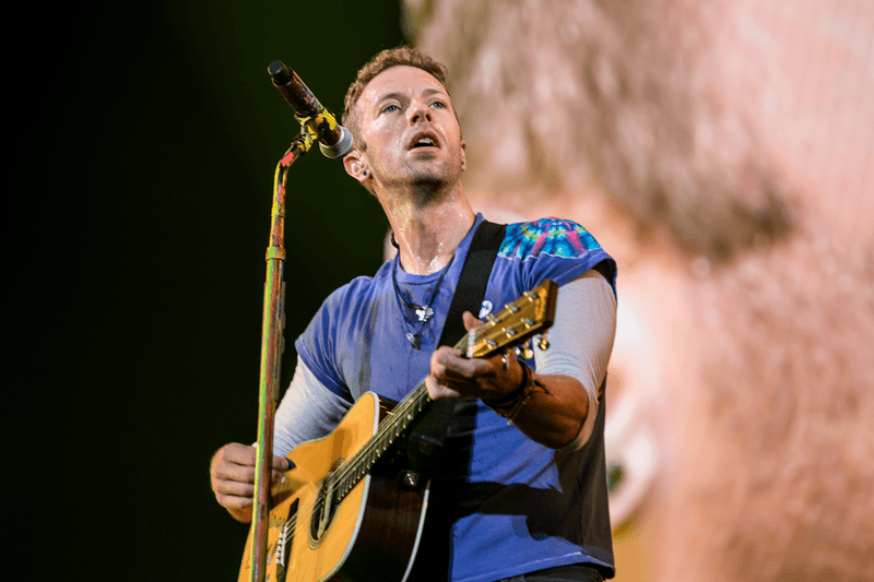 再見亦是好友－Chris Martin 已準備好把「格雷女」介紹給前妻 Gwyneth 認識！ - POPBEE