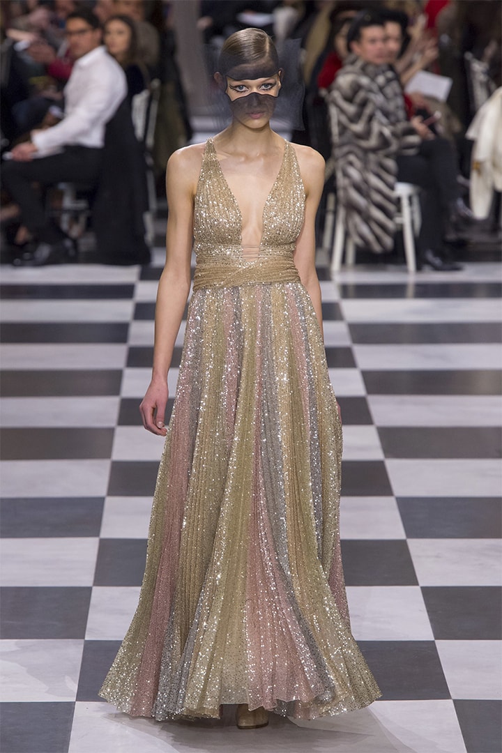 Christian Dior 2018 春夏高訂系列於巴黎時裝周 PFW 發佈 - POPBEE