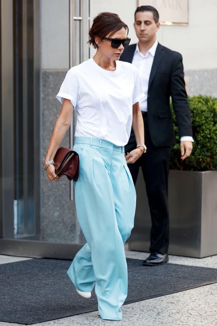 白 Tee 個性化搭配技巧 - POPBEE