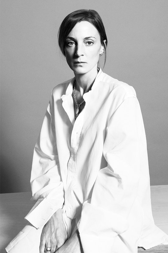 Phoebe Philo 式極簡穿搭美學 - POPBEE