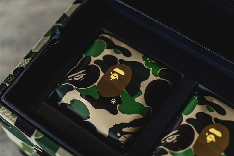 A BATHING APE® 與藝人謝霆鋒聯乘推出別注中秋節月餅禮盒 - POPBEE