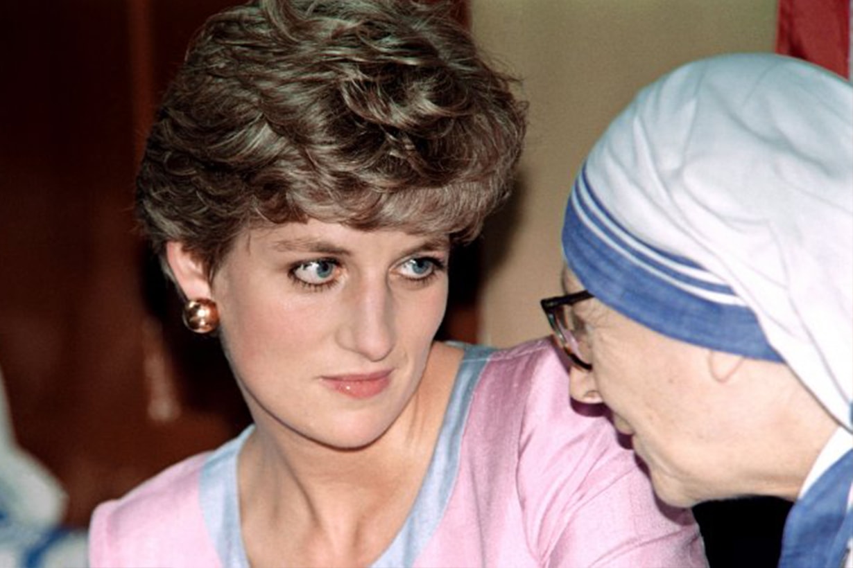 英女王、凱特也有當眾哭泣的時候 - POPBEE