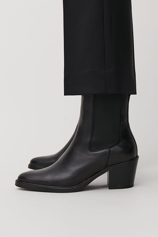 COS 簡約 Ankle Boots，全部都是可穿一輩子的簡約款式 - POPBEE