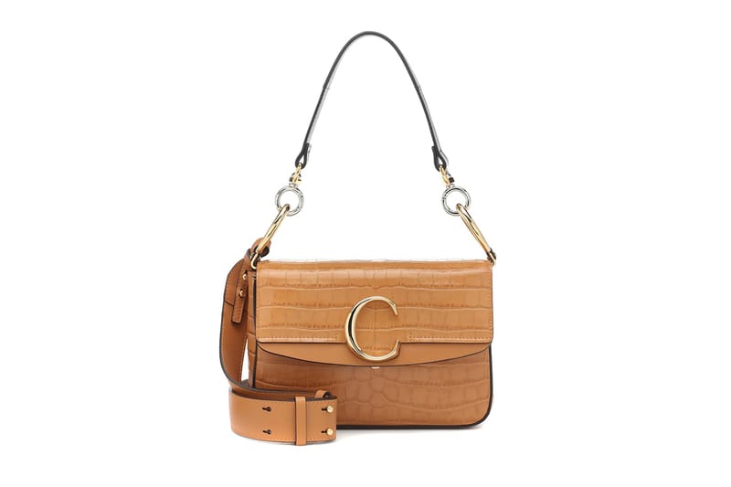 Chloé C 皮包就是今季 It Bag！巴黎街拍 70＋已證明了這一點 - POPBEE