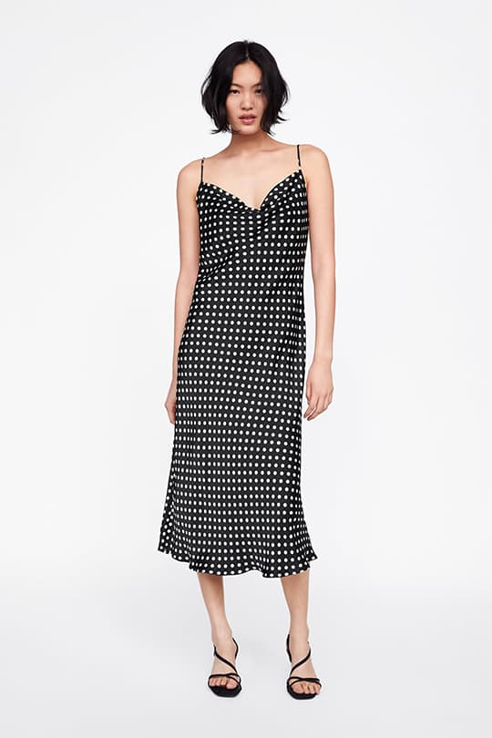 Zara 2019 春夏系列：飄逸又有氣質的雪紡裙子，已經為你準備好 - POPBEE