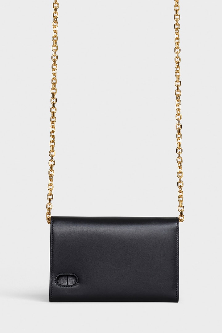 Celine 推出鏈帶 iPhone Clutch／ iPhone case - POPBEE