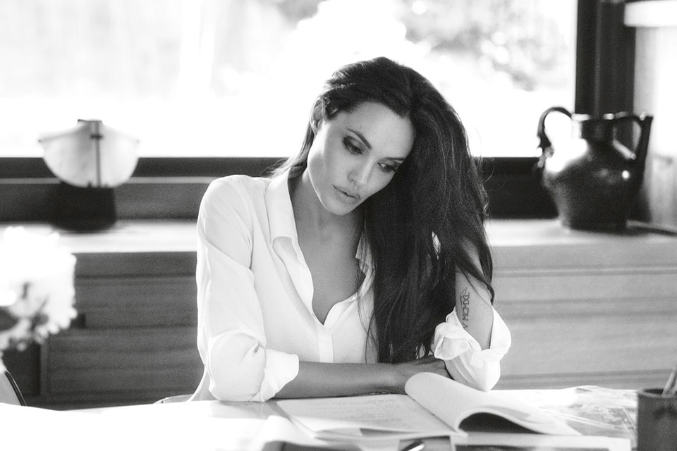Angelina Jolie 宣布成為《TIME》的編輯，第一篇文章已熱騰騰上線！ - POPBEE