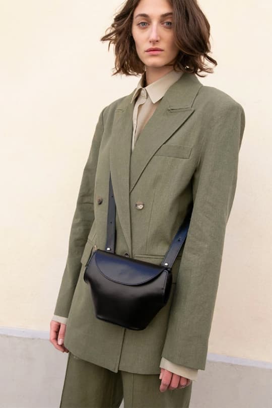 Old Celine 式知性美學：這個媲美大牌的小眾品牌，價錢竟如此親民！ - POPBEE