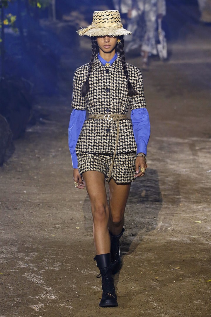 Dior 2020 春夏時裝展：植物刺繡、草編帽⋯質樸仍不減唯美！ - POPBEE