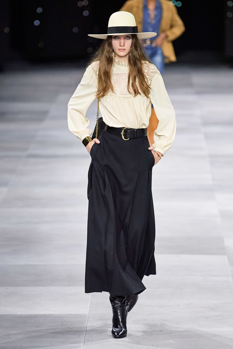 Celine 2020 春夏大秀在 70 年代懷舊復古浪潮下，刻畫出現代女性摩登叛逆的味道！ - POPBEE