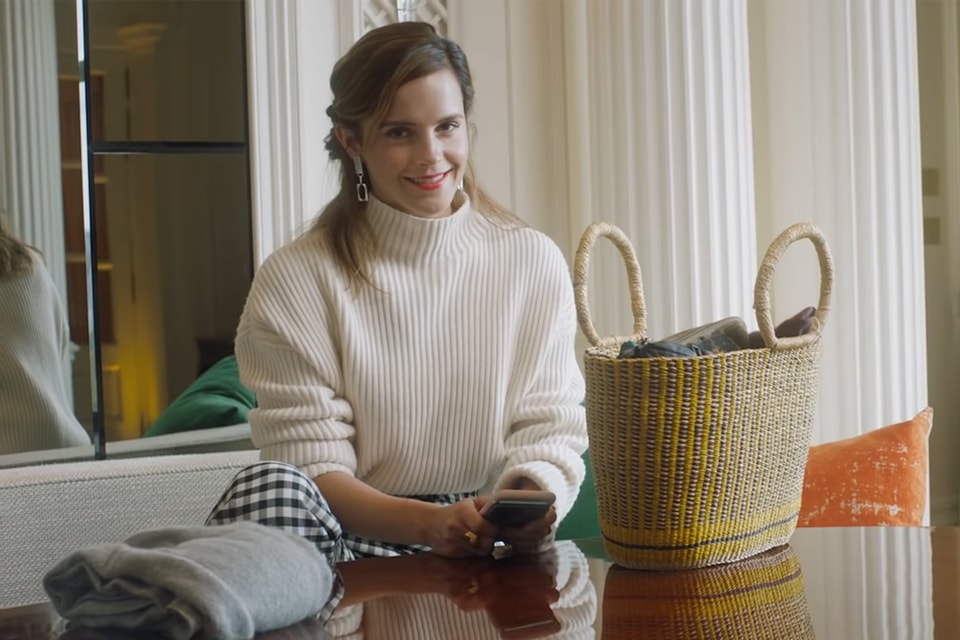 Emma Watson 的日常用品多不勝數，大型手袋才是她的風格！ - POPBEE