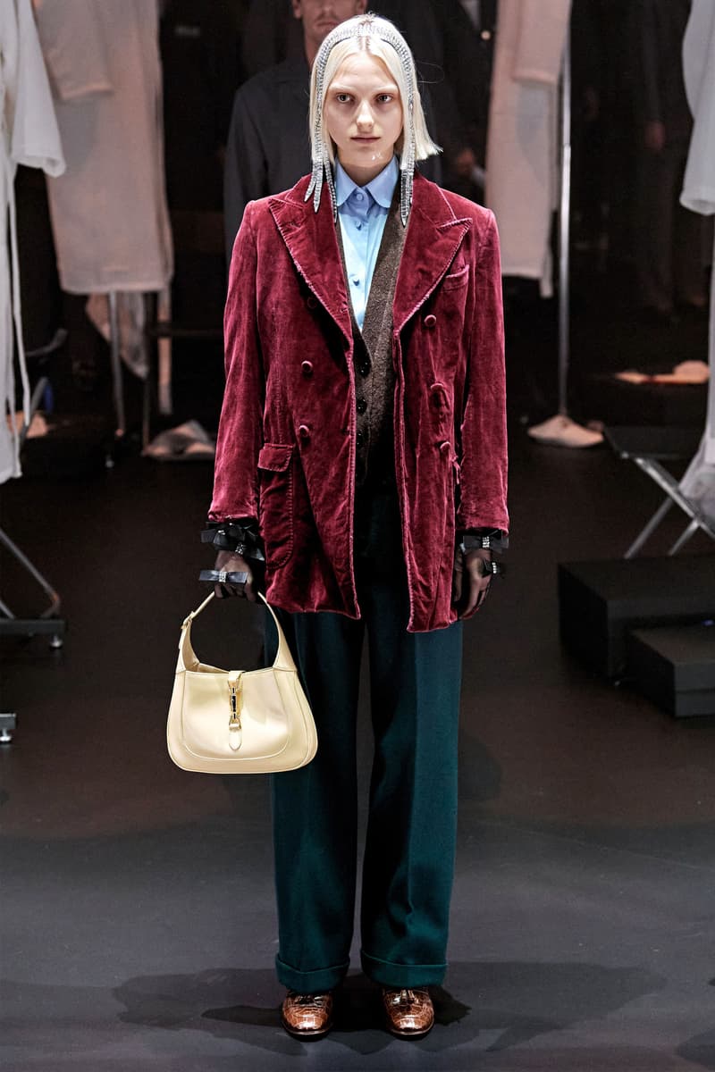 #MFW：Gucci 2020 秋冬大秀模特變成一個個靜止的洋娃娃，打開那個復古年代的音樂盒！ - POPBEE