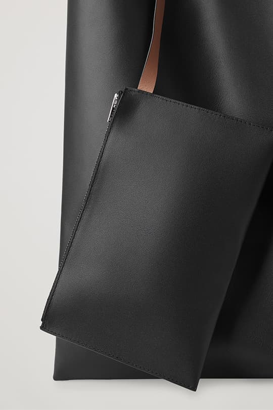 可用一輩子的極簡設計：Oversized bag 回歸，COS 這款皮革手袋熱賣到斷貨！ - POPBEE