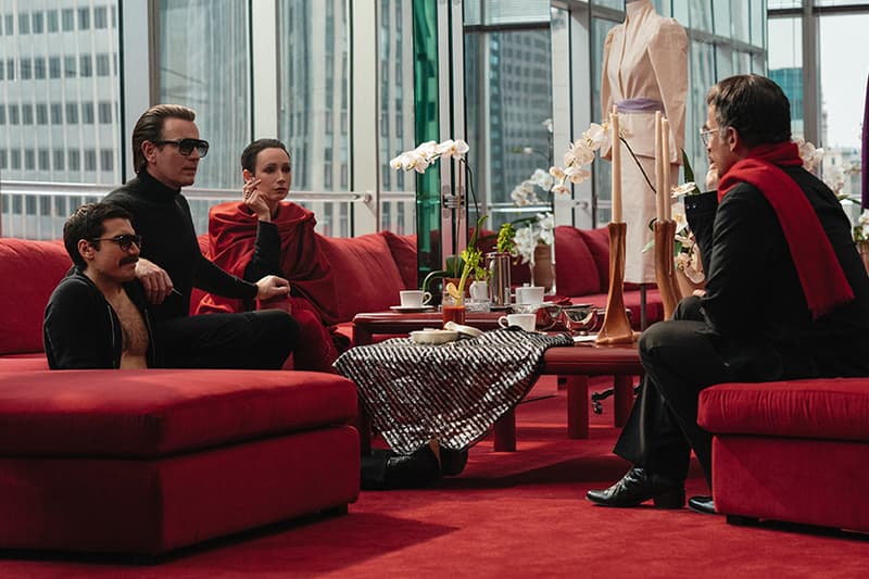 時尚迷必看的劇集：《Halston》揭開傳奇設計師背後的故事！ - POPBEE