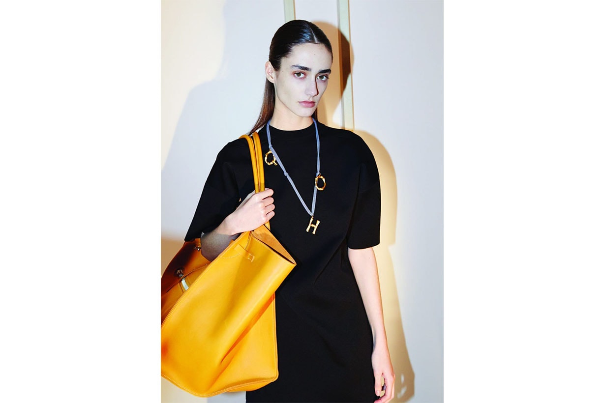 對 Phoebe Philo 的愛何時萌芽？Old Céline 時代的 10 個經典單品！ - POPBEE