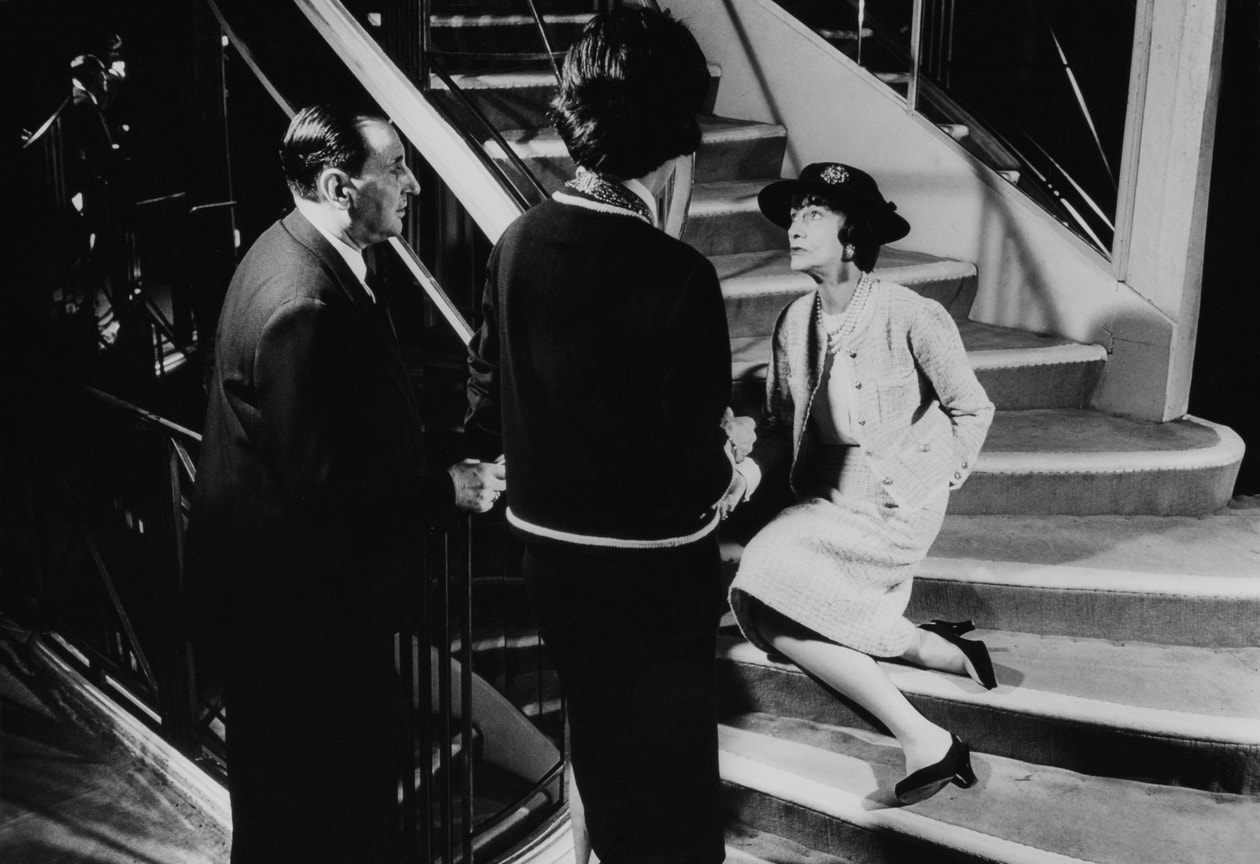 《The New Look》將在 Apple TV+ 上映，Christian Dior 和 Coco Chanel 傳奇故事！ - POPBEE