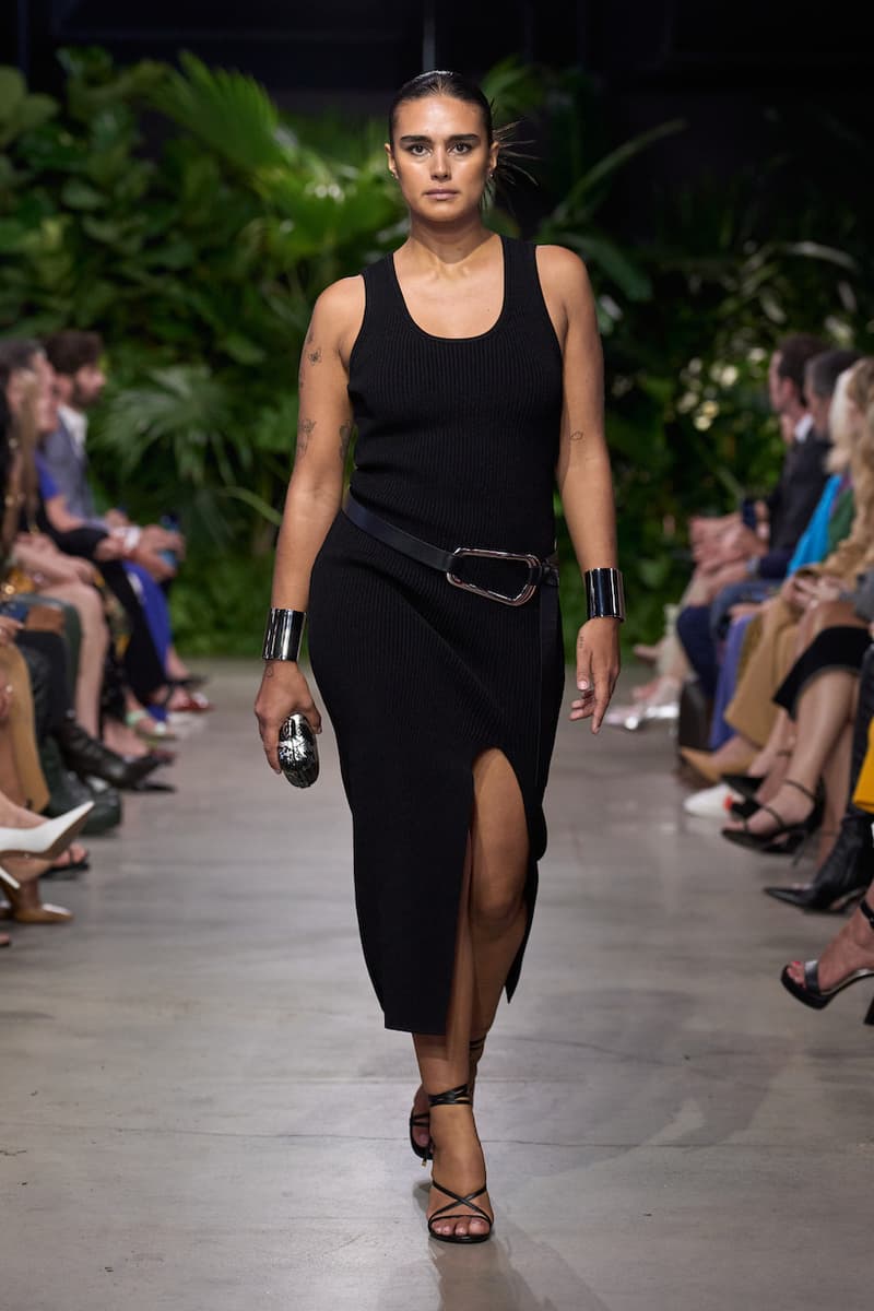 NYFW：Michael Kors 2023 春夏系列，女人自信又瀟灑的都會裝束 - POPBEE