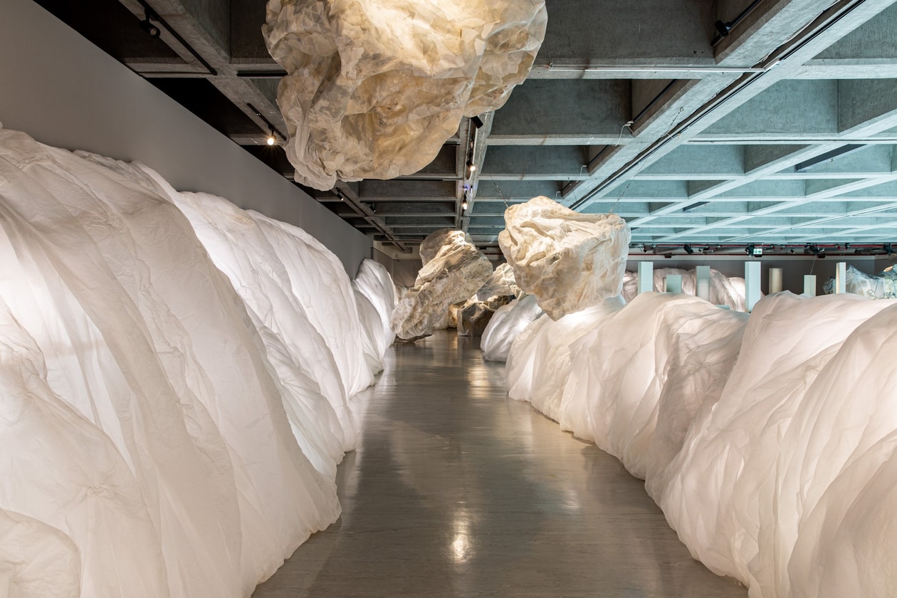 重拾紙的溫度：走進北美館「崎 Heterogeneous」，靜謐探索夢幻山景！ - POPBEE