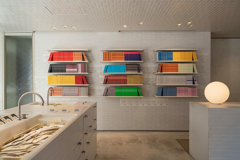 走過紐約、洛杉磯、柏林、東京，Aesop「酷兒文學圖書館」再次回歸台灣！ - POPBEE