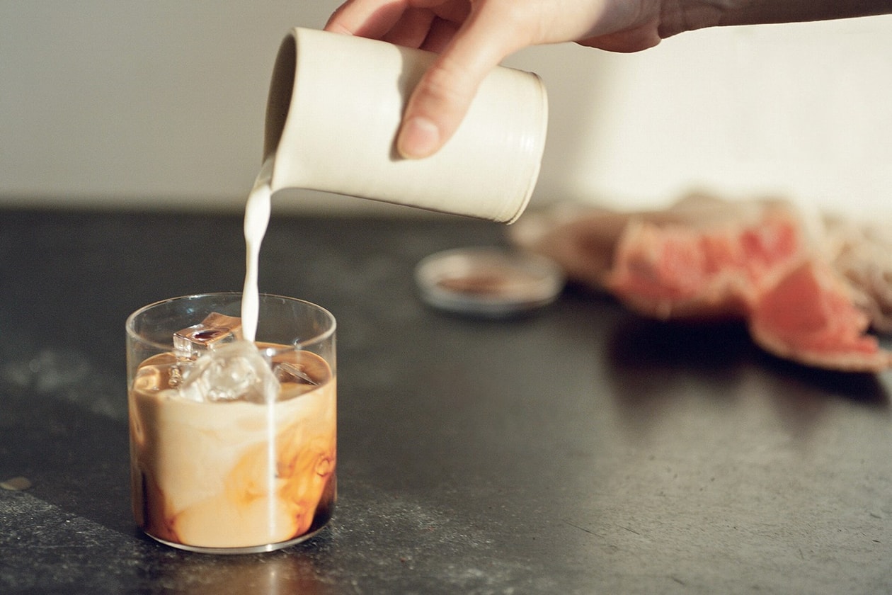 Blue Bottle Coffee 新推出「即溶咖啡」，在家泡出超好喝冰拿鐵！ - POPBEE