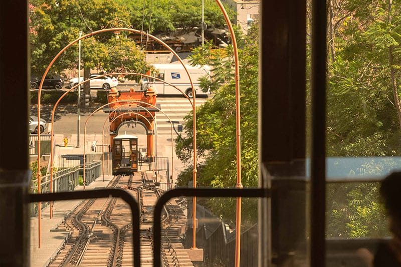 最高 CP 值入手方式：Aesop 最具風格的四家分店，成為年度禮盒的創作靈感！ - POPBEE