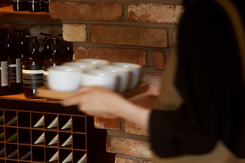 最高 CP 值入手方式：Aesop 最具風格的四家分店，成為年度禮盒的創作靈感！ - POPBEE
