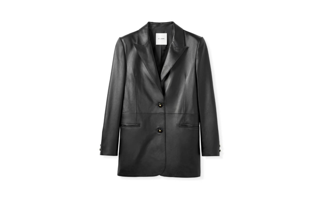 秋冬季衣櫃裡要有一件XXL Size 皮革外套：向 BLACKPINK Lisa、BLACKPINK Jisso、Gigi Hadid 等潮流指標偷師 - POPBEE