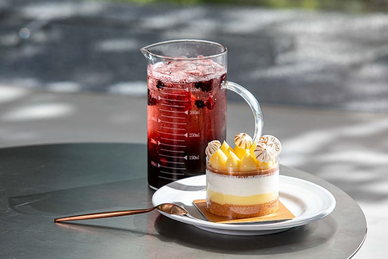 下一個台中踩點地標：宛如藝廊的 kafeD 新店絕美開幕，悄悄推出蜷尾家冰淇淋！ - POPBEE