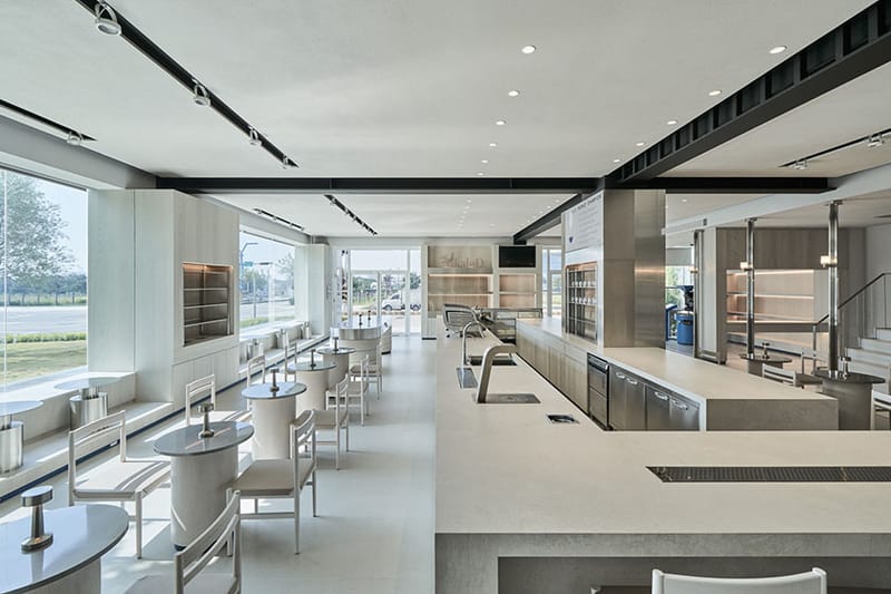 下一個台中踩點地標：宛如藝廊的 kafeD 新店絕美開幕，悄悄推出蜷尾家冰淇淋！ - POPBEE