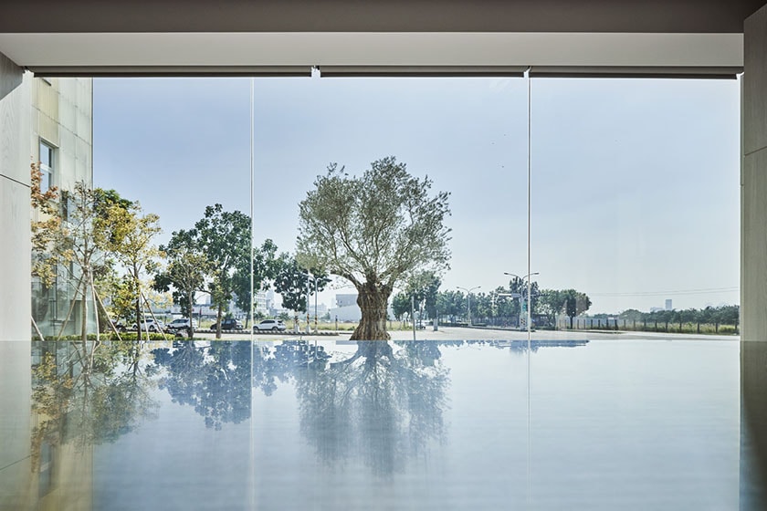 下一個台中踩點地標：宛如藝廊的 kafeD 新店絕美開幕，悄悄推出蜷尾家冰淇淋！ - POPBEE