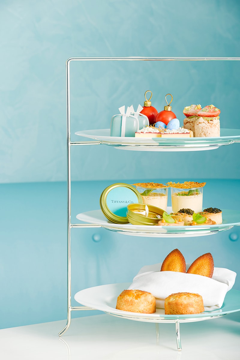 聖誕節去享受美食！The Tiffany Blue Box Cafe 推出最美下午茶餐 - POPBEE