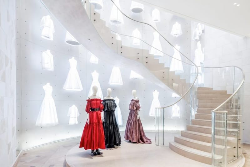 Dior 台北 101 旗艦店開箱：彷彿一秒來到巴黎，美得像是藝術館！ - POPBEE