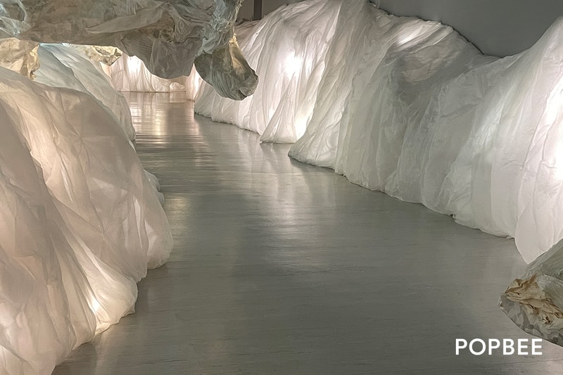 北美館的隱藏版空間展覽：或許也被你忽略的「崎 Heterogeneous」，以紙打造絕美山林景致。 - POPBEE