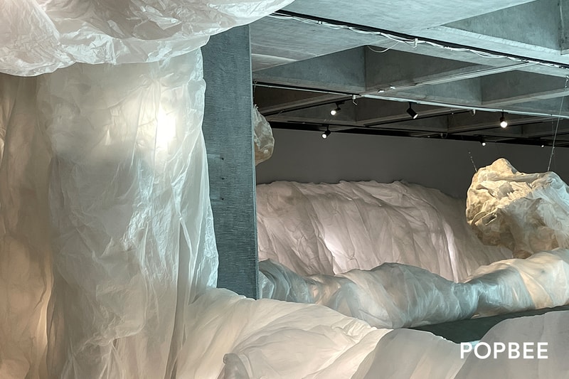 北美館的隱藏版空間展覽：或許也被你忽略的「崎 Heterogeneous」，以紙打造絕美山林景致。 - POPBEE