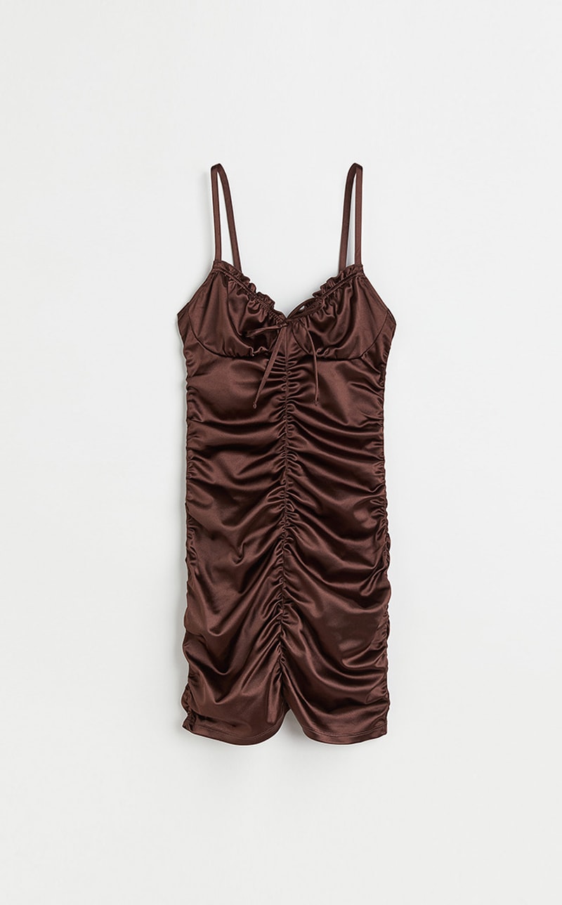 小資女生注意！H&M 夏季折扣來了，先筆記這 15+ 必入手平價單品！ - POPBEE