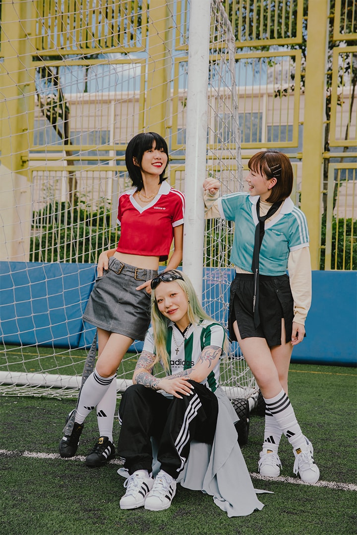 時尚女生間流行足球狂熱！Jennie 與 Bella Hadid 力撐的 #Blokecore 潮流究竟是甚麼？ - POPBEE