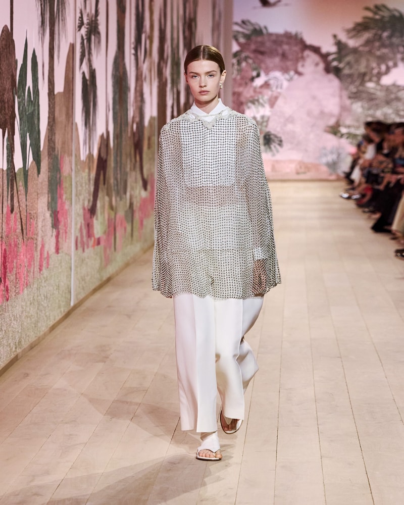 巴黎高訂：當 Dior 女神入凡間，褶皺、珍珠、刺繡... 因細緻而閃耀！ - POPBEE