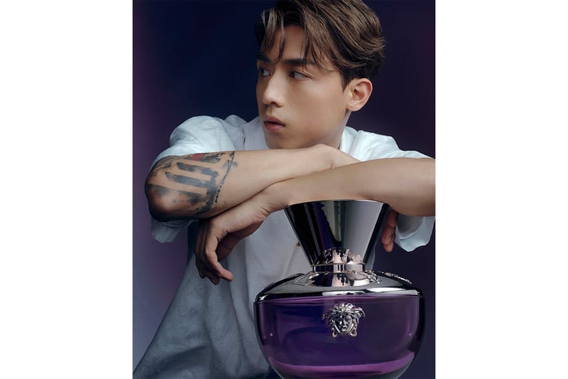 渡假感 +1：與 AK @ MIRROR 一同感受 VERSACE 全新香氛 Dylan Purple 的夏日魅力！ - POPBEE