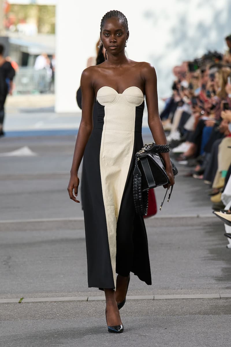 PFW：Chloé 2024 春夏系列大秀，Gabriela Hearst 最後一封情書 - POPBEE