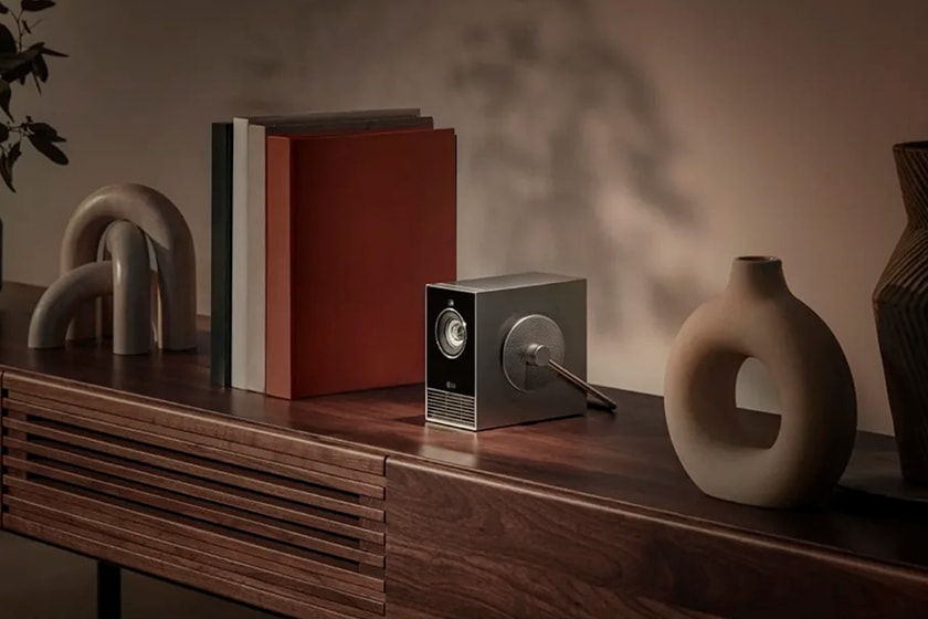 與戀人一起窩在家看電影：最時髦投影機「LG CineBeam Cube」悄悄曝光！ - POPBEE