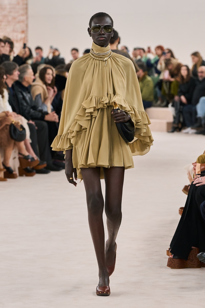 Chloé 新創意總監 Chemena Kamali 初上任：整理 5 個大秀重點，筆記 Chloé 女人的從容時髦 - POPBEE