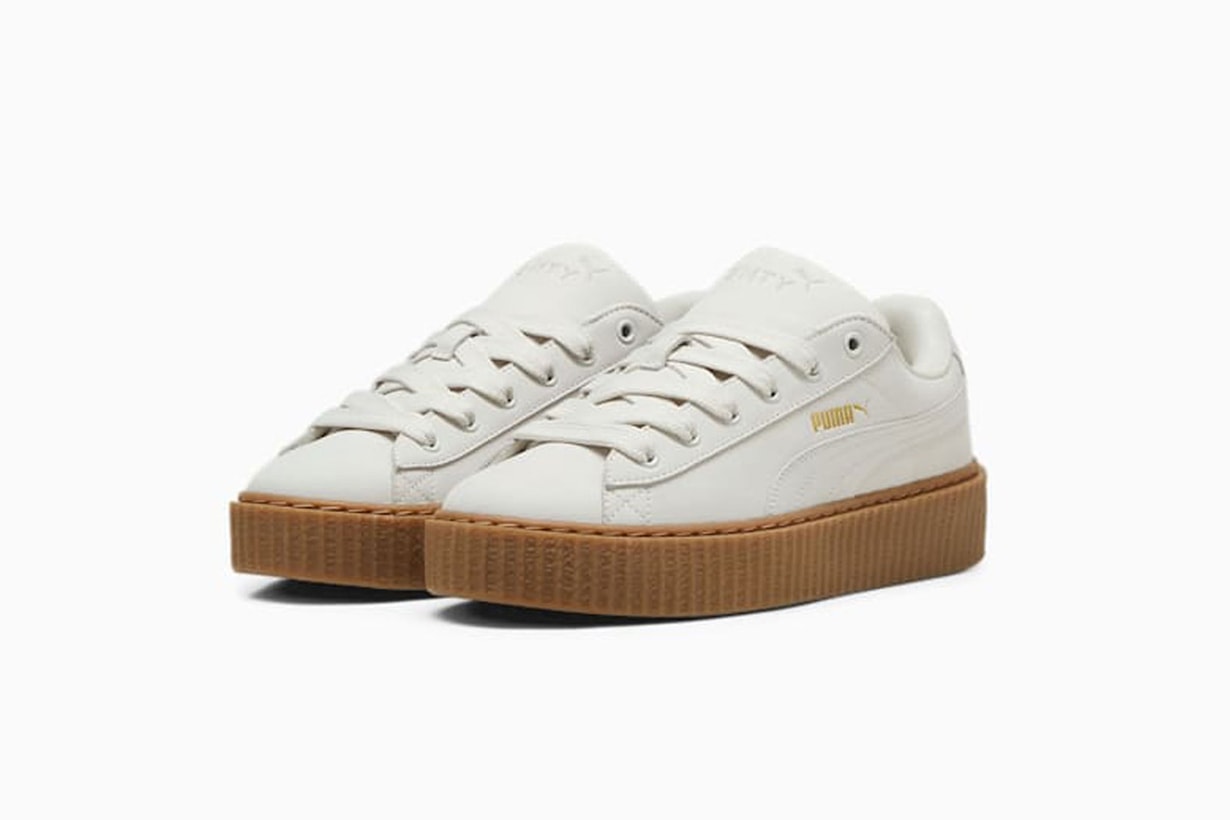 最期待的低飽和奶茶色：Rihanna 腳上 FENTY x PUMA Creeper Phatty 聯名鞋款登場！ - POPBEE
