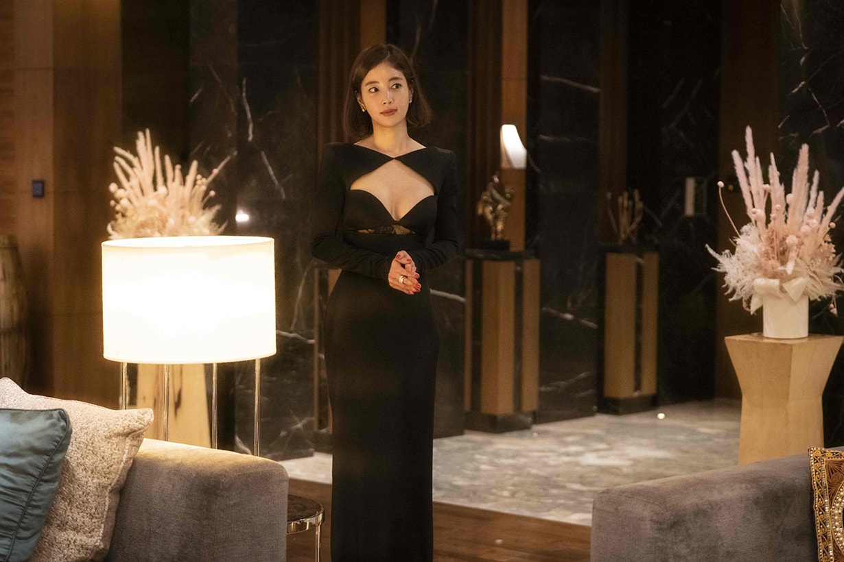 保鑣與財閥夫人的禁忌戀情：金荷娜、Rain 攜手主演韓劇《紅天鵝》即將登場！ - POPBEE