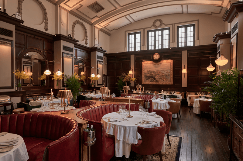 香港必試的絕美古蹟餐廳 The Magistracy 、帶來全新經典風味英式料理 - POPBEE