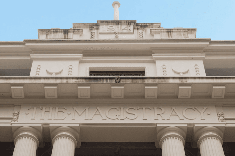 香港必試的絕美古蹟餐廳 The Magistracy 、帶來全新經典風味英式料理 - POPBEE